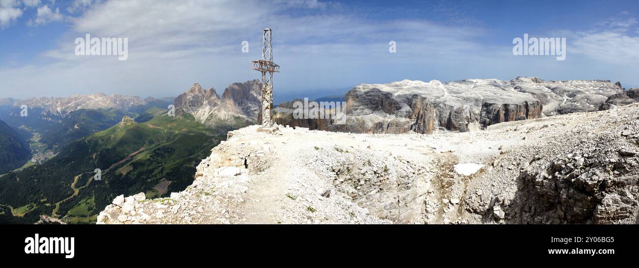 Pordoi sass hut hi-res stock photography and images - Alamy