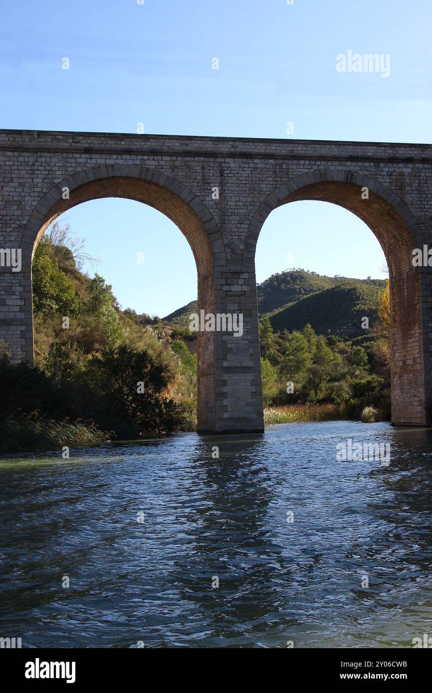 Ebro barrage hi-res stock photography and images - Alamy