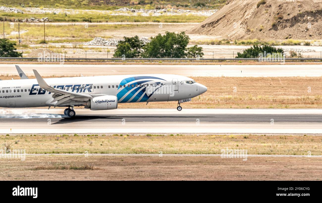 Egyptair model airplane hi-res stock photography and images - Alamy