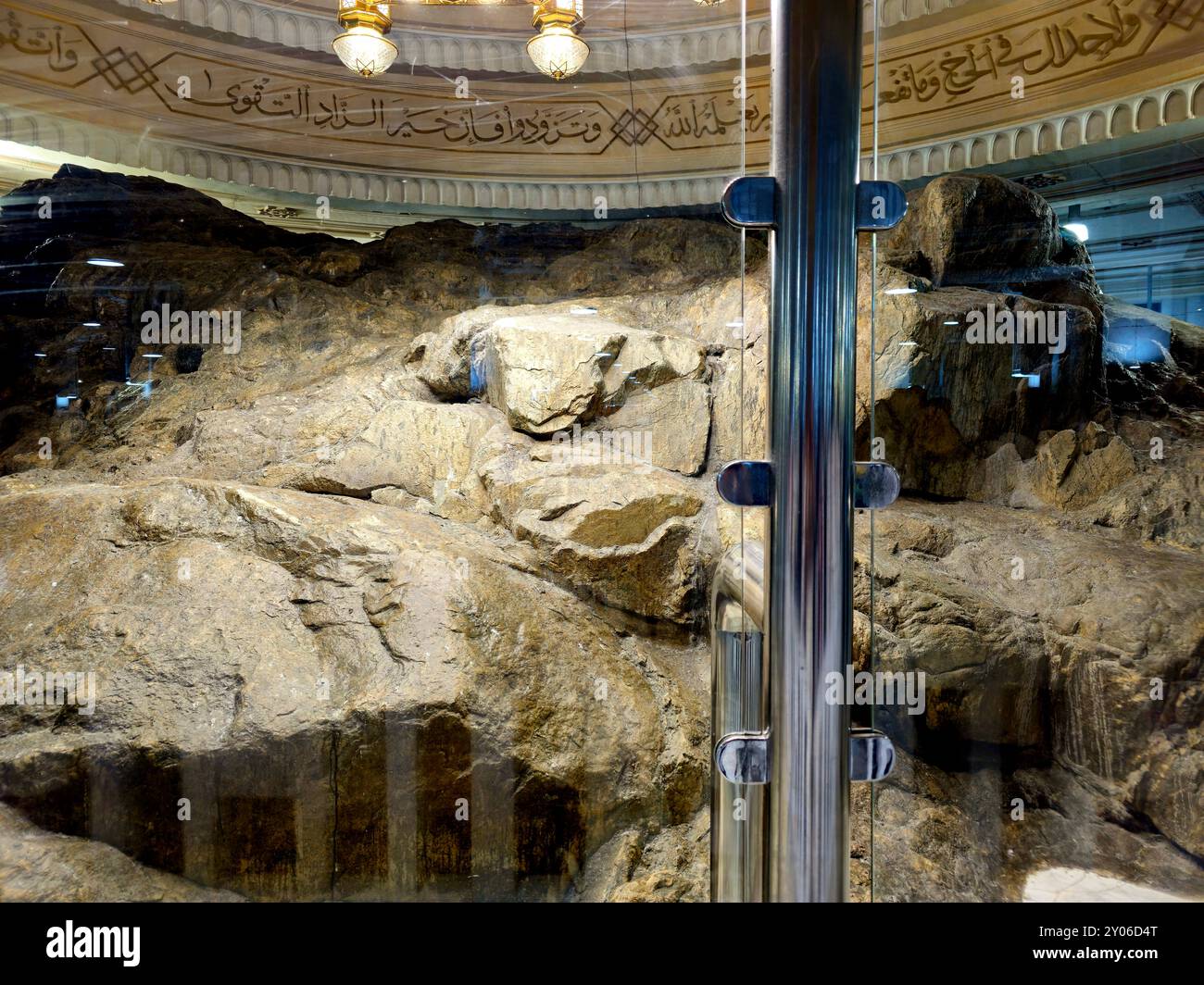 Al-Safa and Al-Marwah (Safa and Marwah) hills, two small mountains now ...