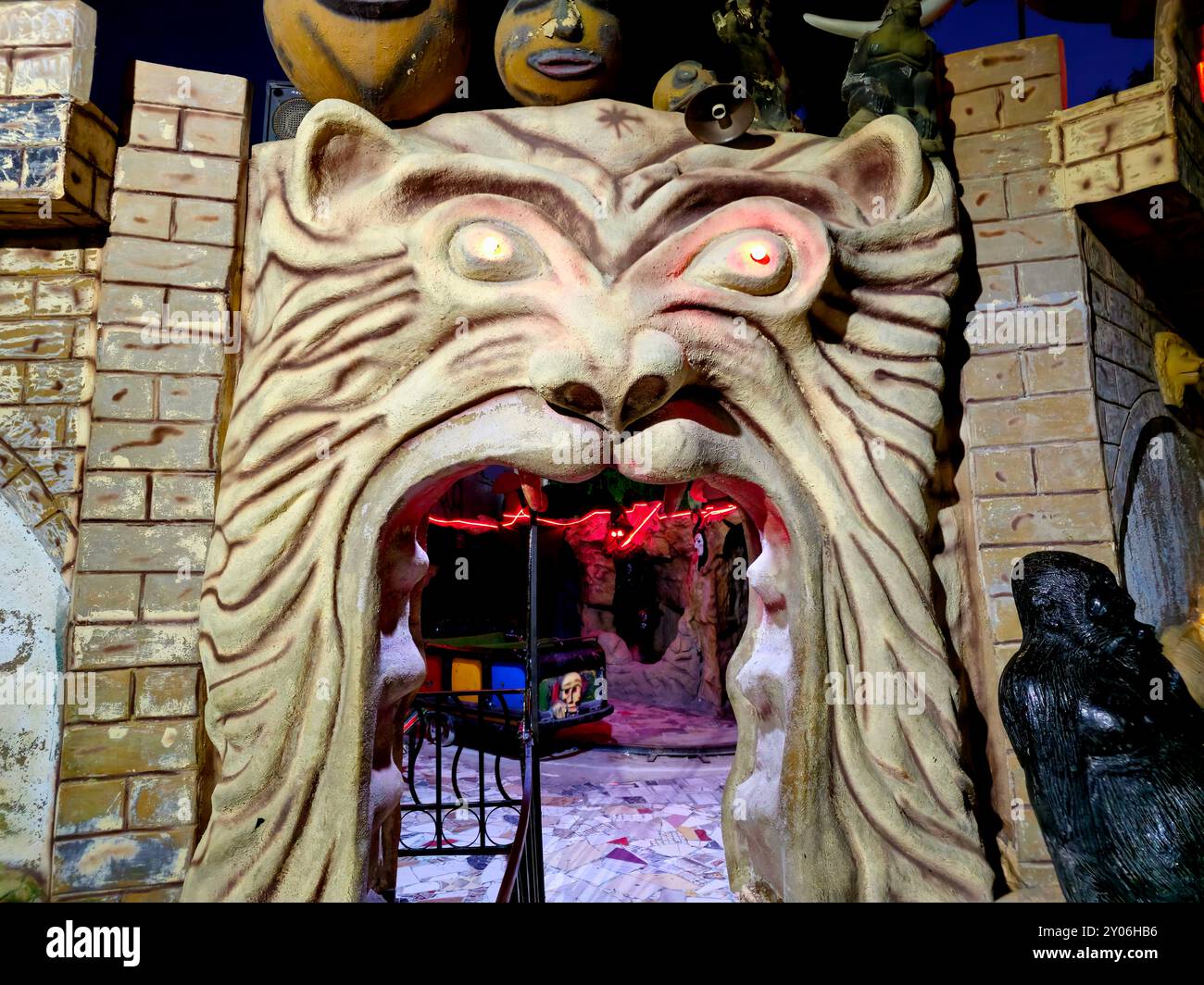 Haunted house monster party hi-res stock photography and images - Alamy