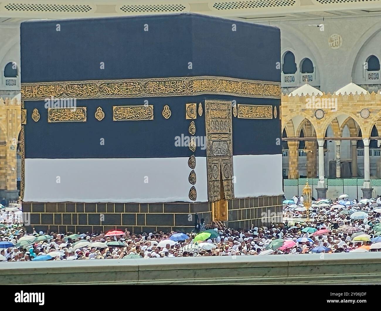 Mecca, Saudi Arabia, June 4 2024: Tawaf around Kaaba in Hajj ...
