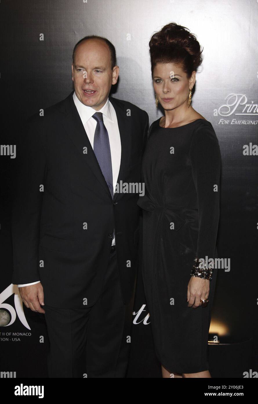 Prince Albert II of Monaco and Debra Messing at the Rodeo Drive Walk of ...