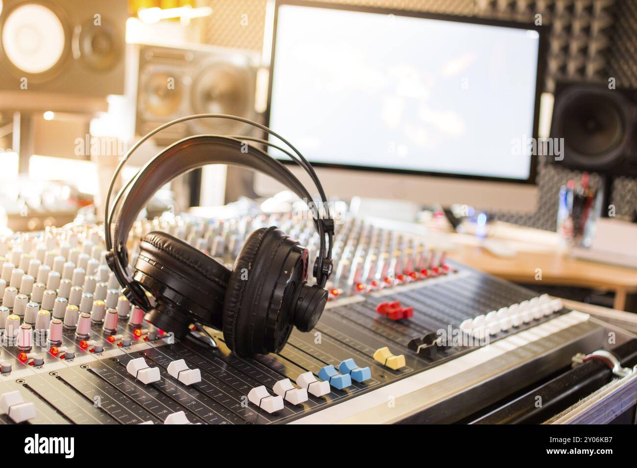 Professional sound recording studio: Headphones on a mixer desk, Radio ...