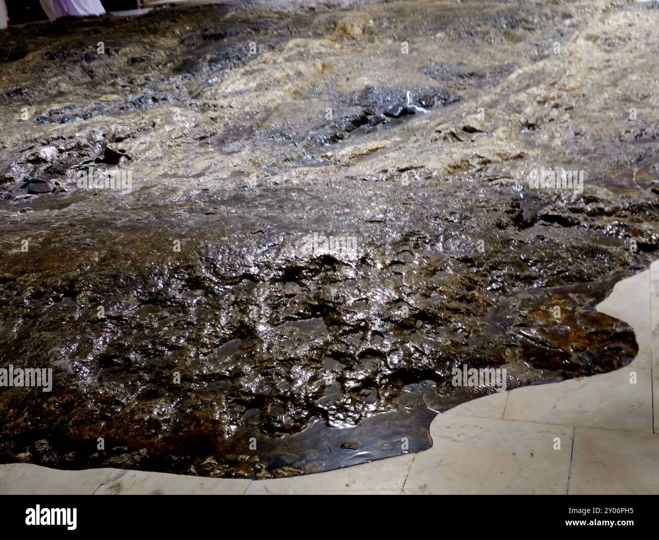 Al-Safa and Al-Marwah (Safa and Marwah) hills, two small mountains now ...