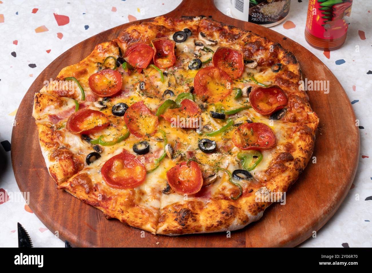 Pizza, mushroom, pepperoni, oven, street, cream, pasta, spaghetti, pork ...