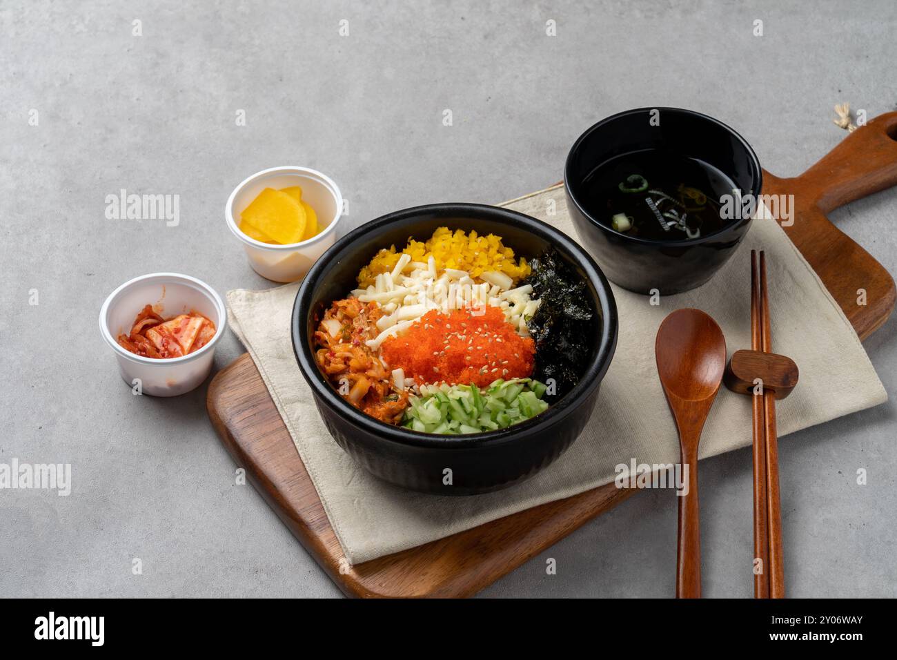 Korean food, snack, gimbap, bulgogi, rice bowl, bibimbap, stir-fried ...