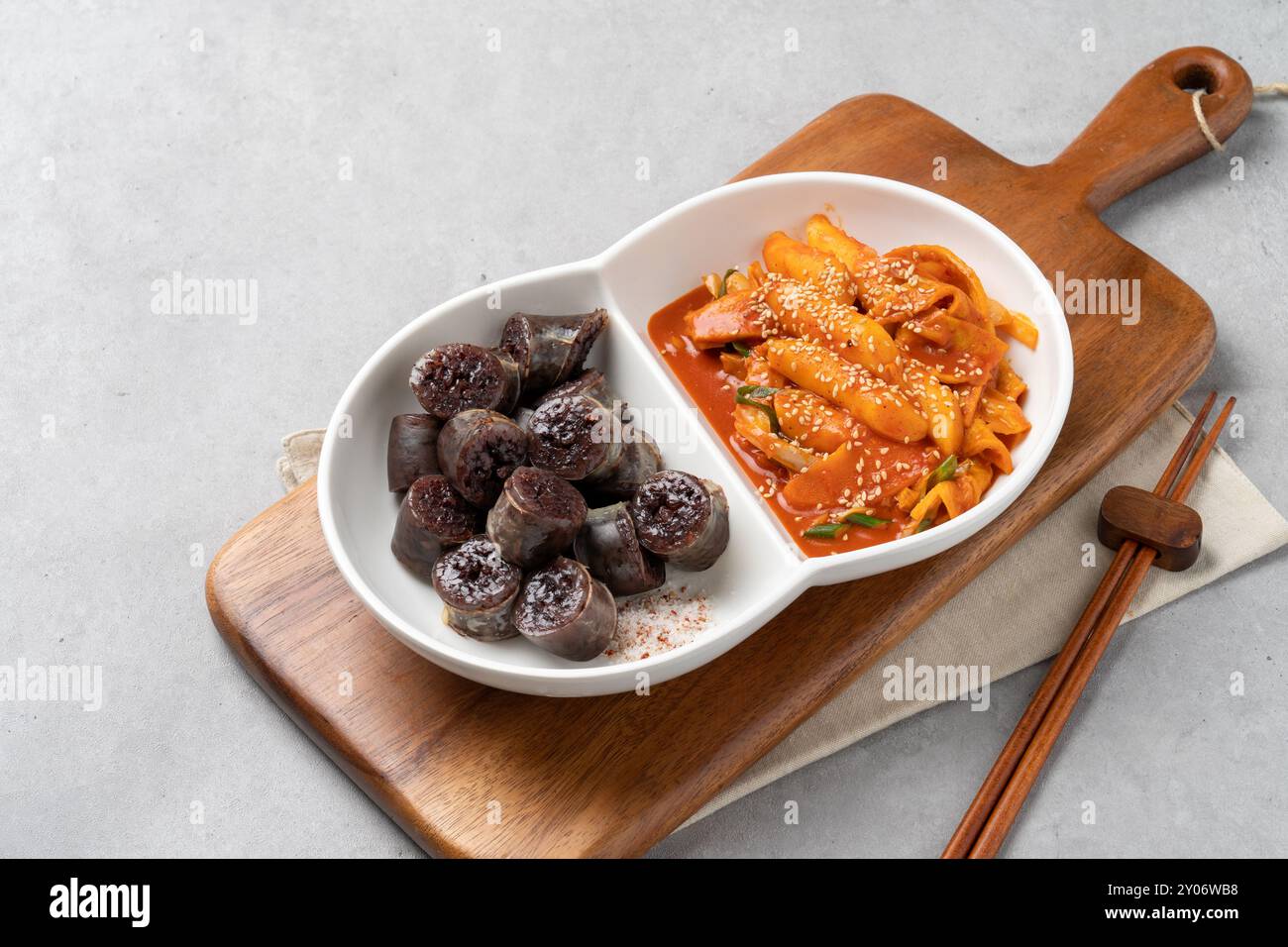 Korean food, snack, gimbap, bulgogi, rice bowl, bibimbap, stir-fried ...