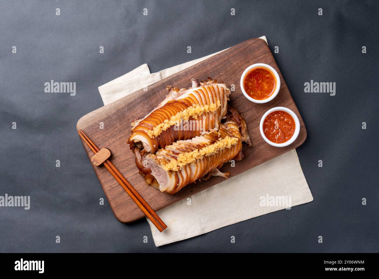 Korean food, bossam, suyuk, garlic, pork, steamed pork, jokbal, feet ...