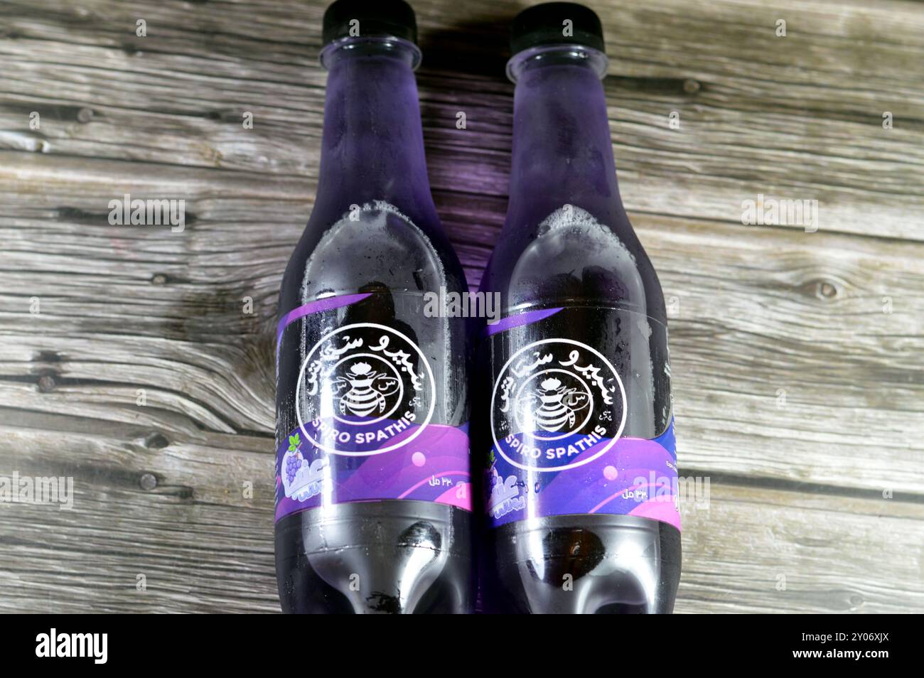Carbonated grape drink hi-res stock photography and images - Alamy