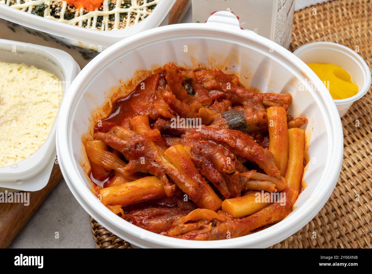 Korean food, chicken feet, boneless, spicy, soup, steamed eggs, flying ...