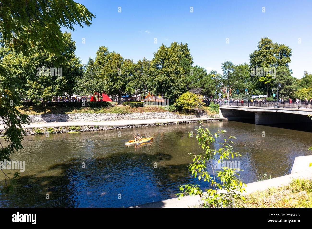Naperville festival hi-res stock photography and images - Alamy