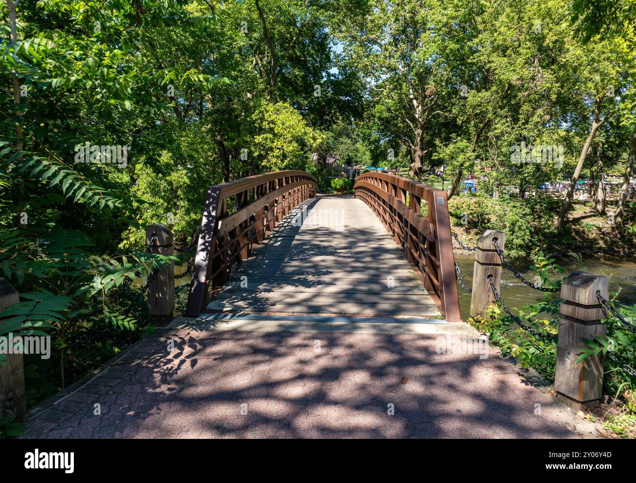 Bridge over the DuPage River in Naperville, Illinois USA in summer ...