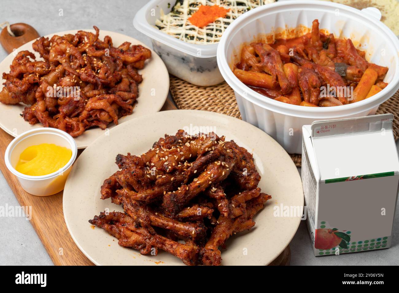 Korean food, chicken feet, boneless, spicy, soup, steamed eggs, flying ...