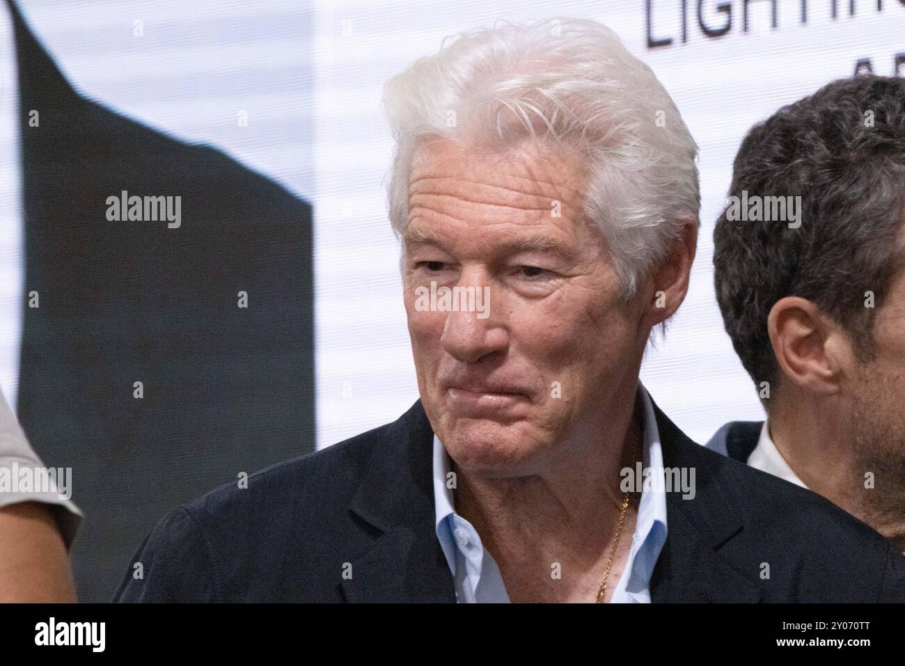 Lido Di Venezia, Italy. 01st Sep, 2024. Richard Gere leaving the stage ...
