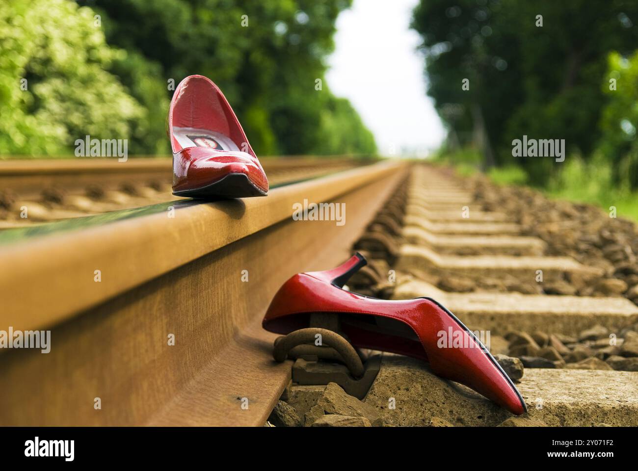 Metals rails hi-res stock photography and images - Alamy
