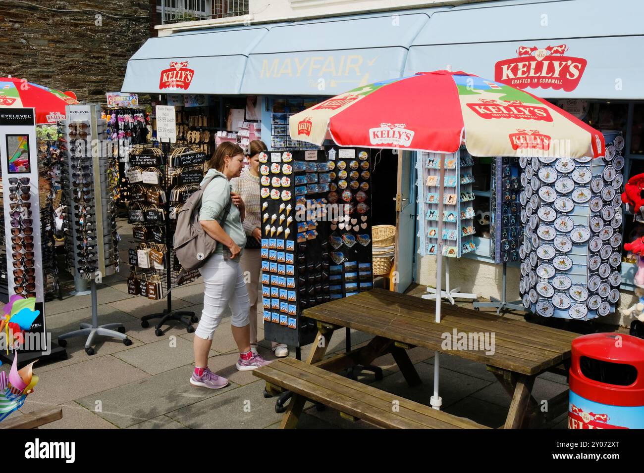 Gift Shop, Tintagel, Cornwall, UK - John Gollop Stock Photo - Alamy