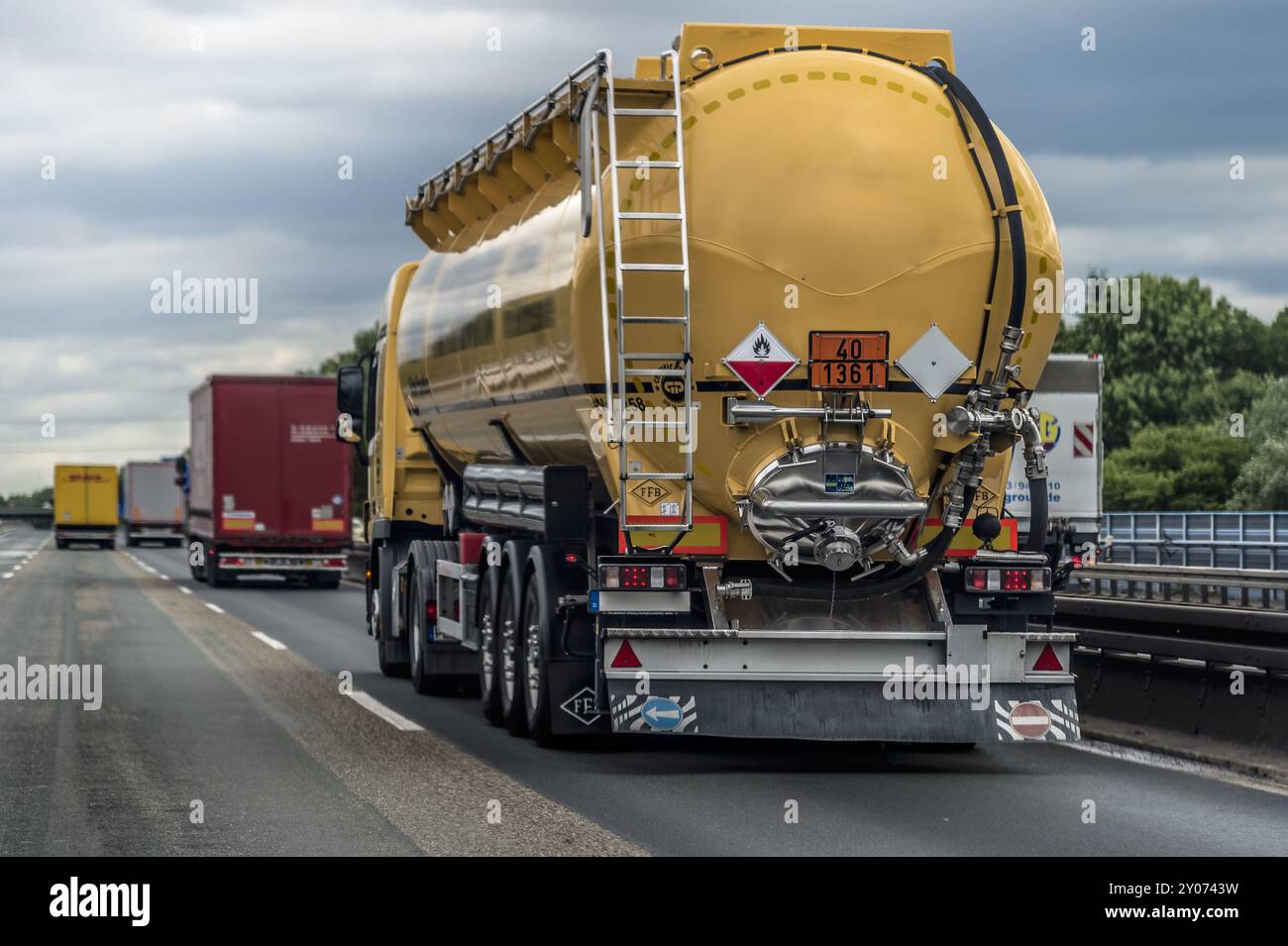 Special vehicle for transporting liquids on the motorway Stock Photo ...