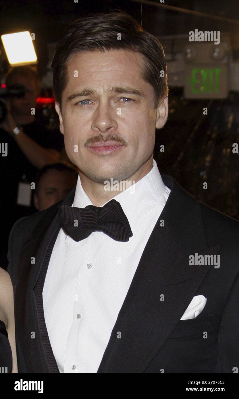 Brad Pitt at the Los Angeles premiere of 'The Curious Case Of Benjamin ...