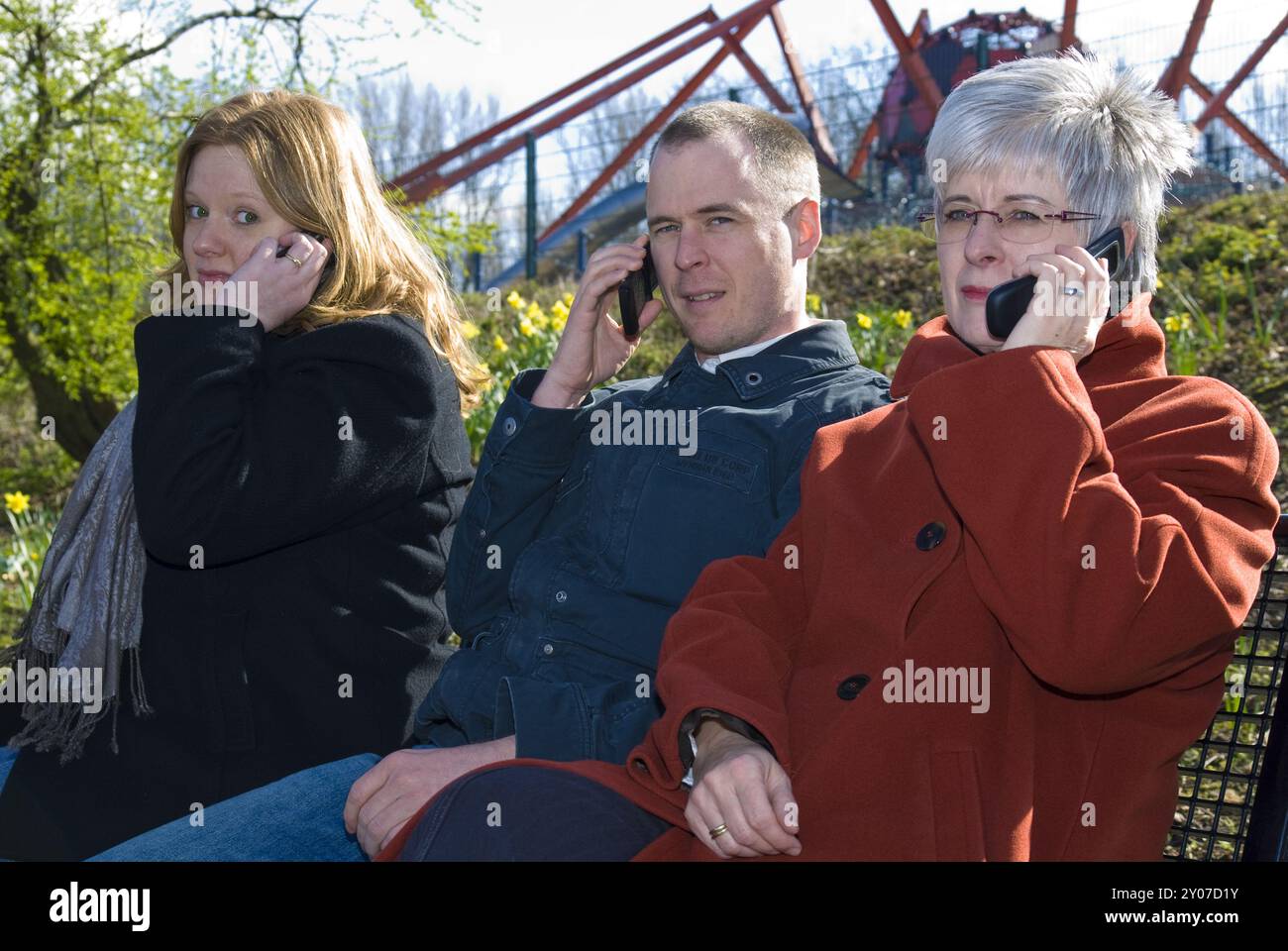 Different generations talking hi-res stock photography and images - Alamy