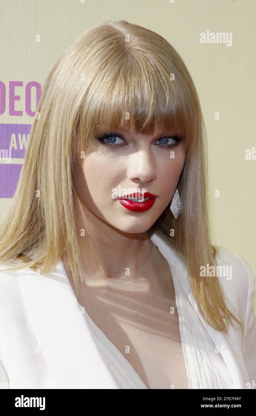 Taylor swift mtv 2012 hi-res stock photography and images - Alamy