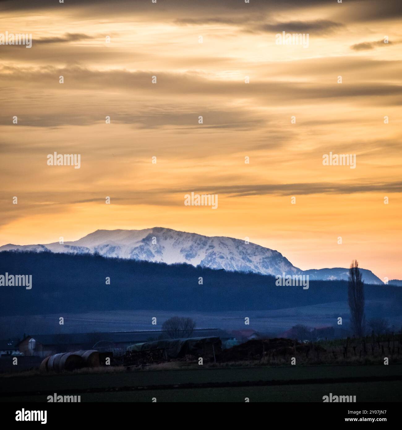 Summit of mountain with snow Stock Photo - Alamy
