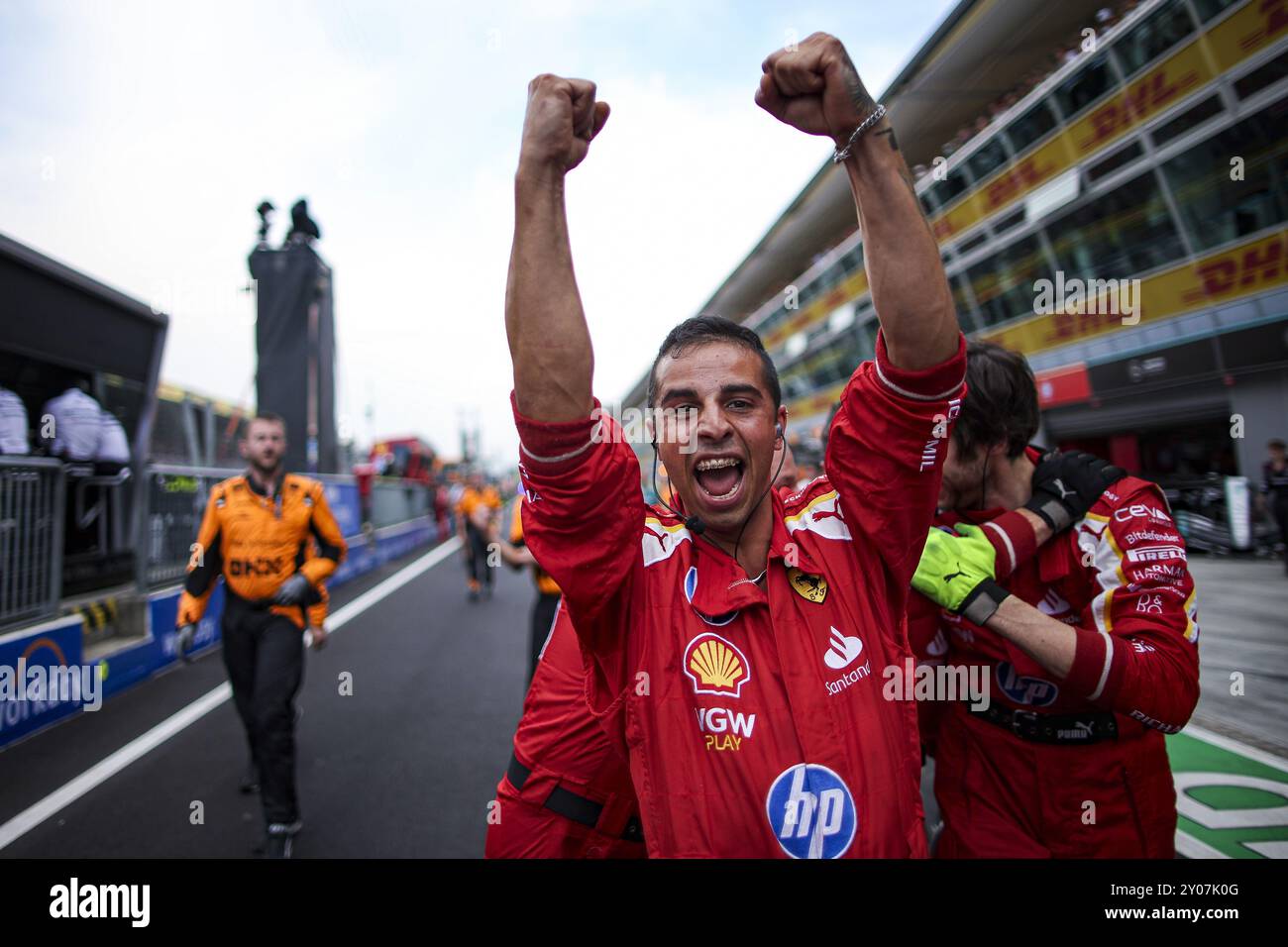 Scuderia Ferrari mechanic, mecanicien, mechanics celebrate win during ...