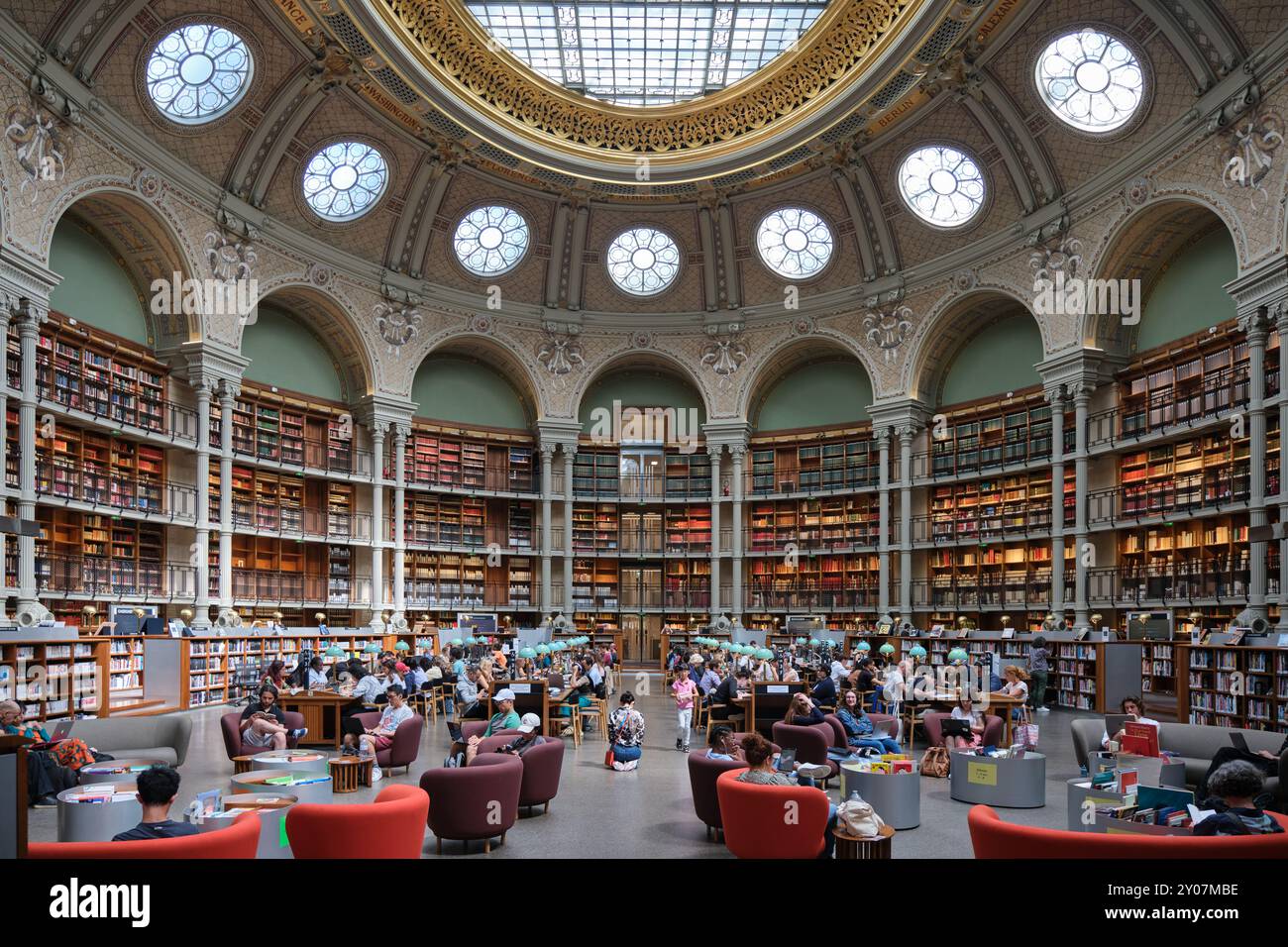 Bibliotheque nationale paris hi-res stock photography and images - Alamy