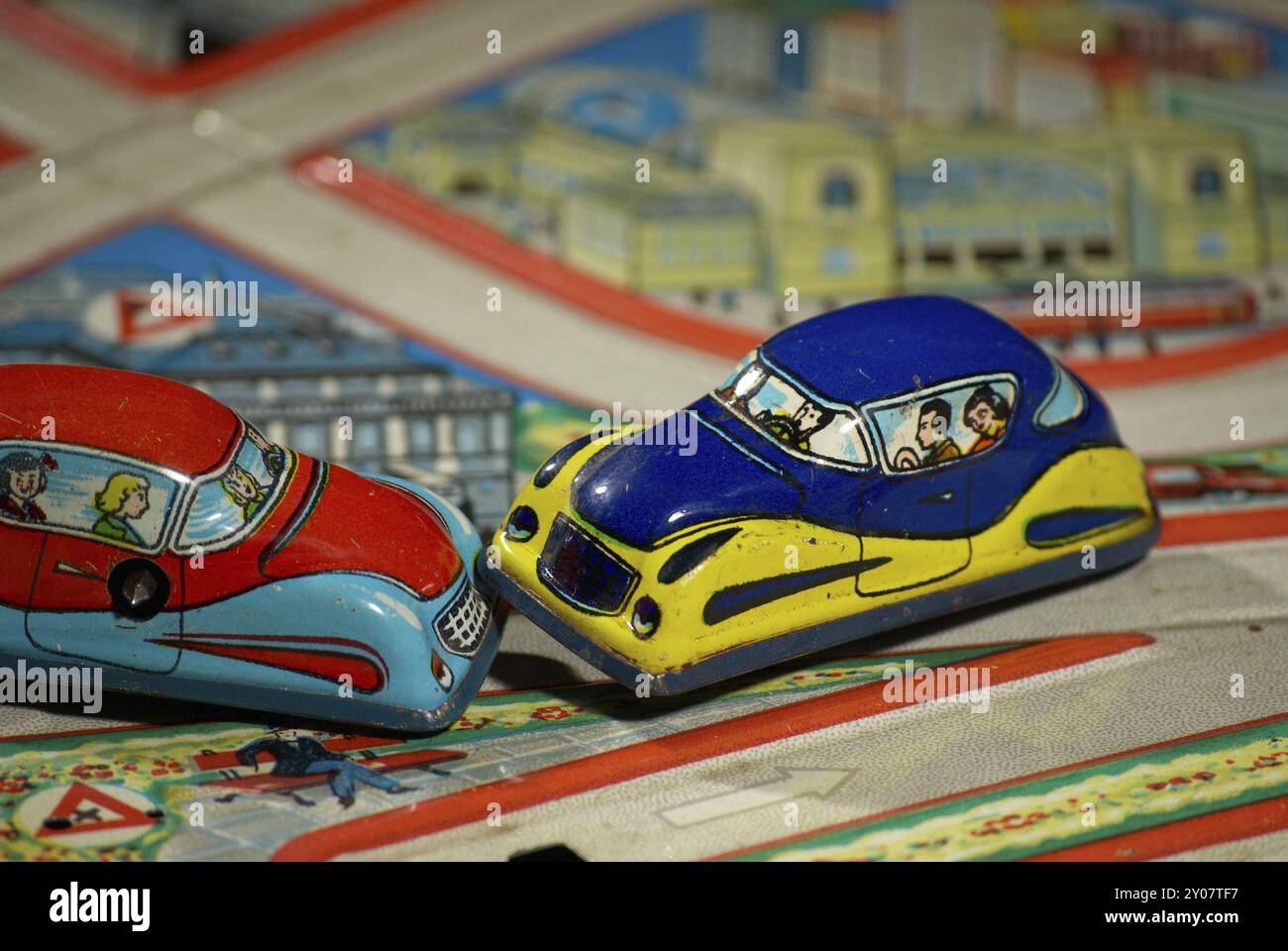 Road traffic, automobile, collision at intersection, shown with model ...