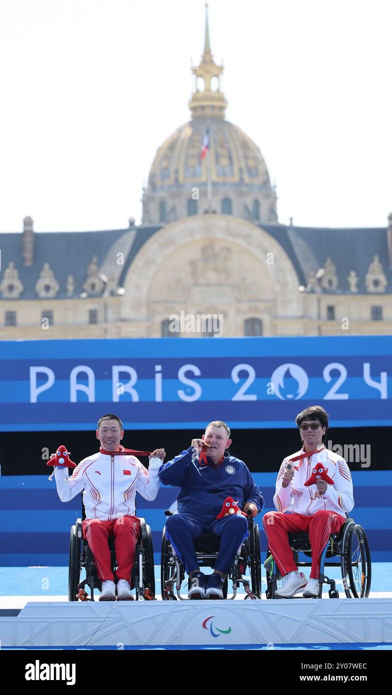 (240901) -- PARIS, Sept. 1, 2024 (Xinhua) -- Silver medalist Han Guifei ...