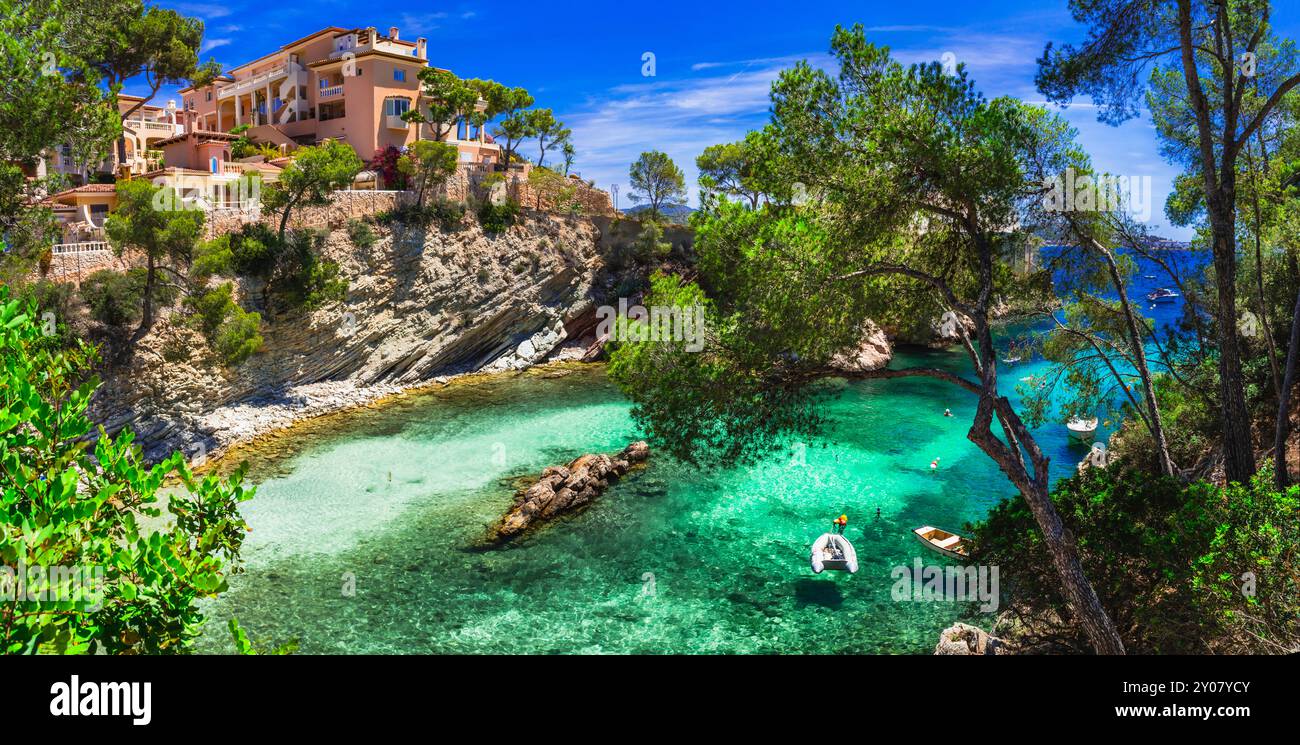 Best scenic beaches of Mallorca Balearic island - charming Calo de ses ...