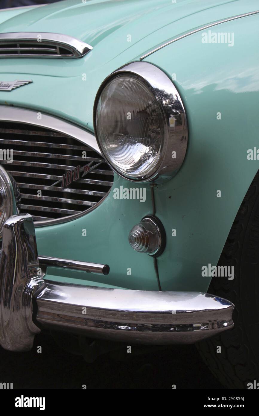 Classic car front Stock Photo - Alamy