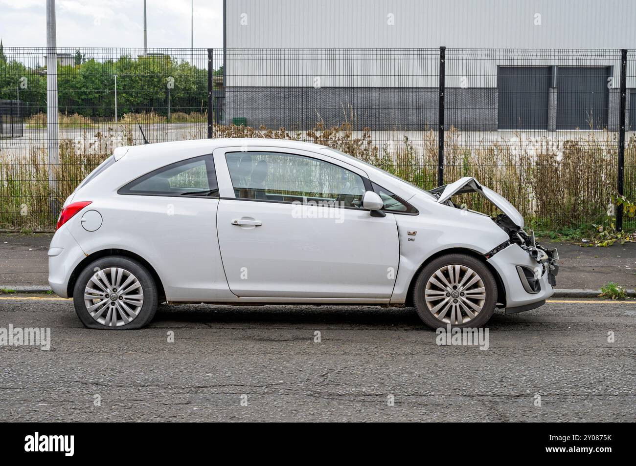 Car bashed uk hi-res stock photography and images - Alamy