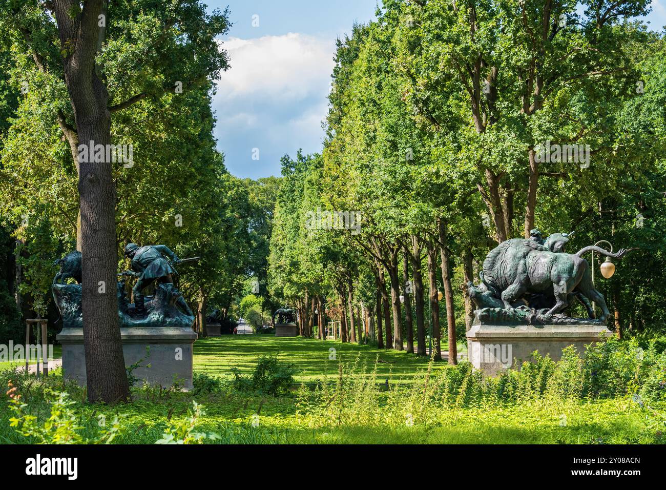 Berlin sculpture park hi-res stock photography and images - Alamy