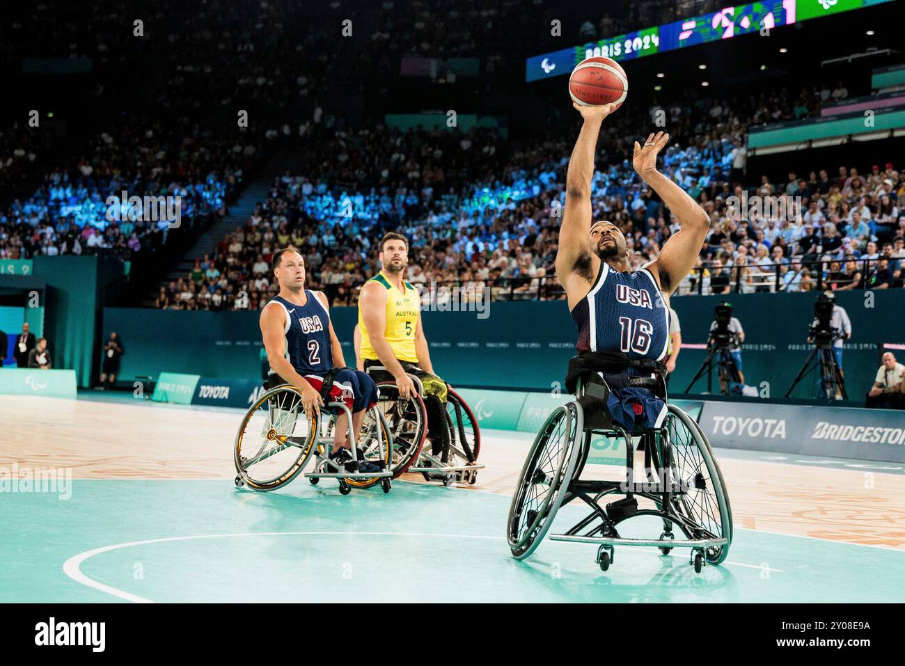 PARIS, FRANKREICH 01. September - Rollstuhlbasketball Australien - USA ...