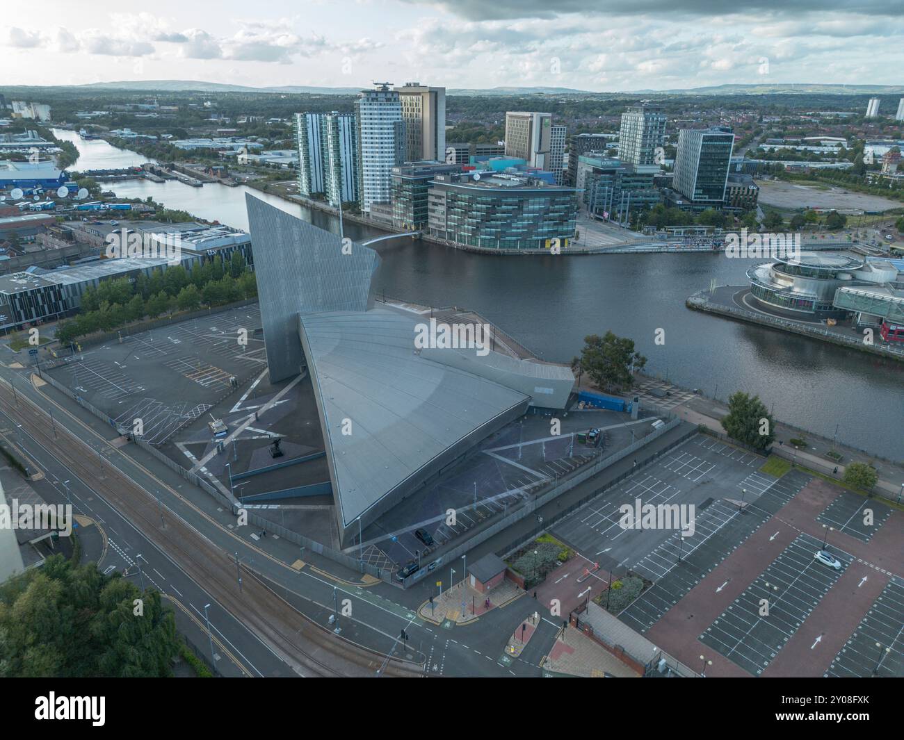Drone view imperial war museum hi-res stock photography and images - Alamy