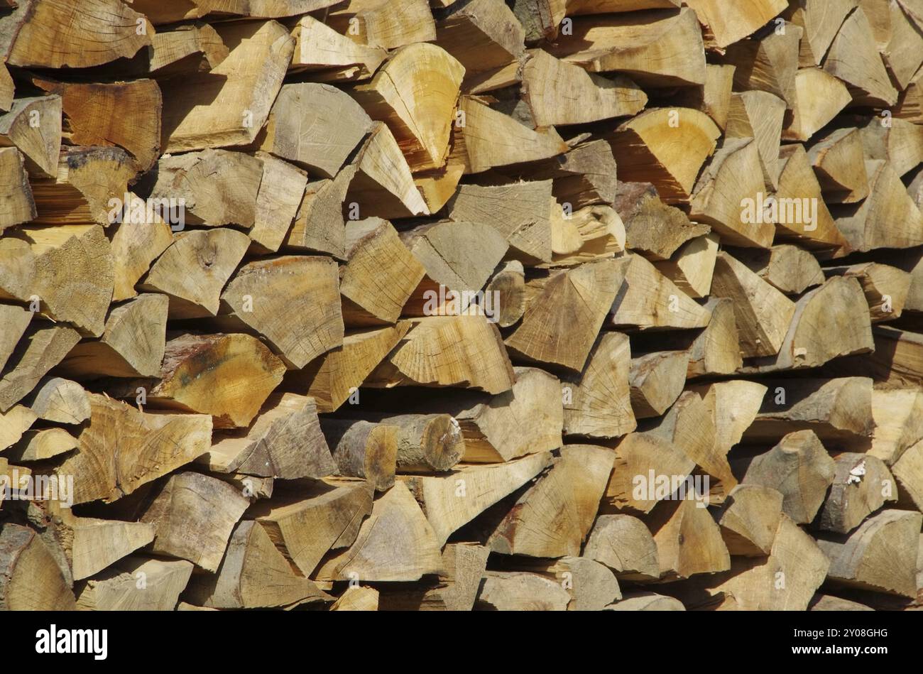 Holzstapel, Stapel aus Holz 38 Stock Photo - Alamy