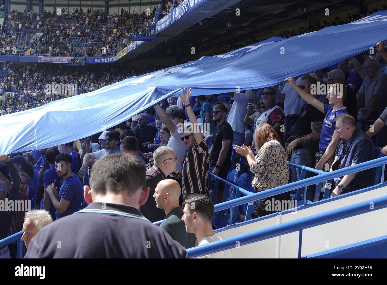 Stamford bridge matthew harding stand hi-res stock photography and ...