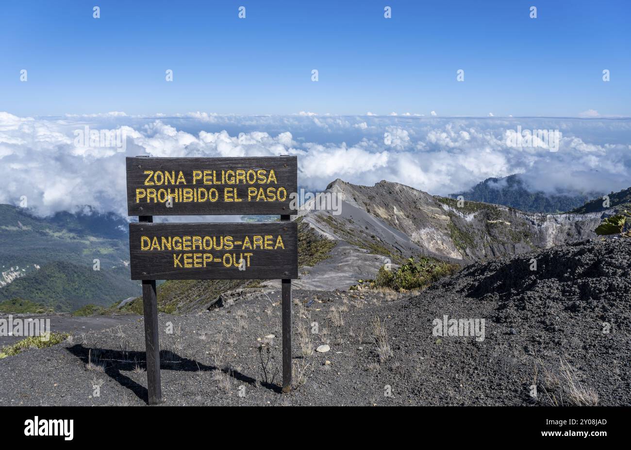 Keep Out sign, Irazu Volcano, Irazu Volcano National Park, Parque ...