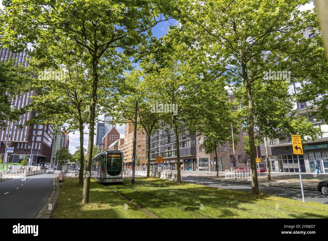 Urban greening, inner-city street Laan op Zuid, in Rotterdam's ...