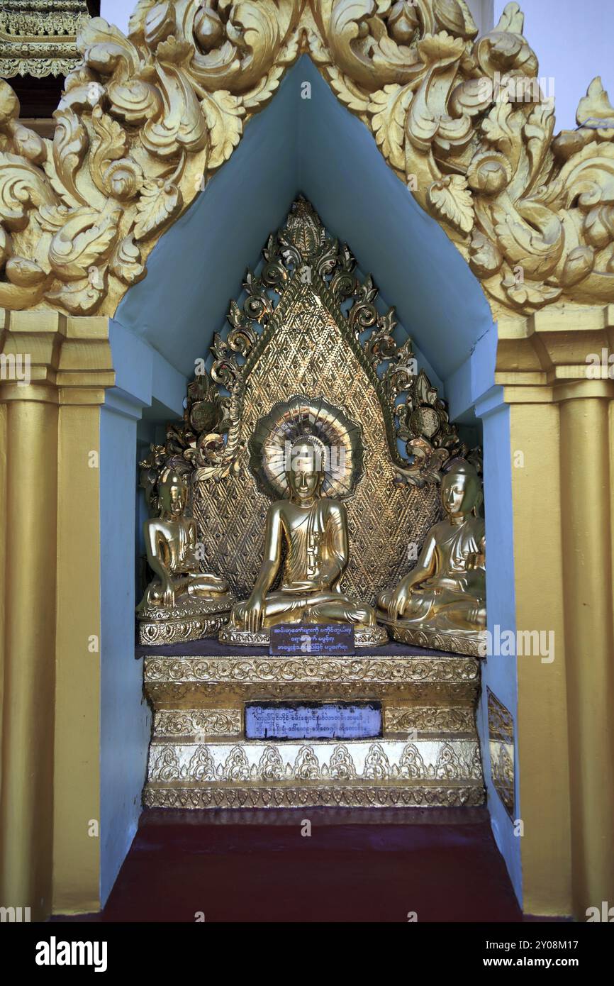 Seated Buddha statues Stock Photo - Alamy