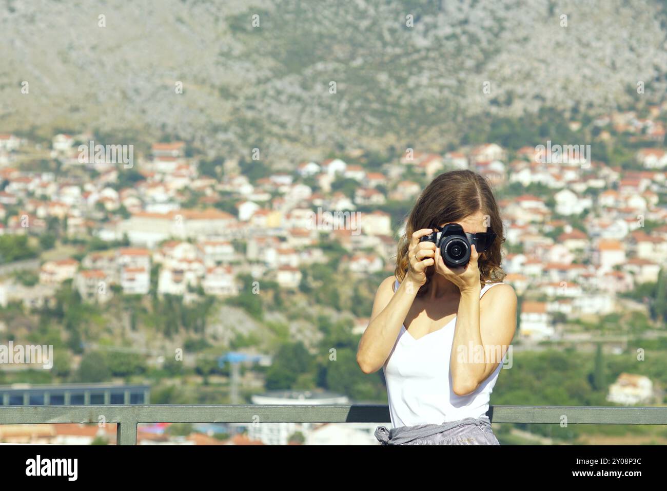 Female photographer camera viewfinder hi-res stock photography and ...