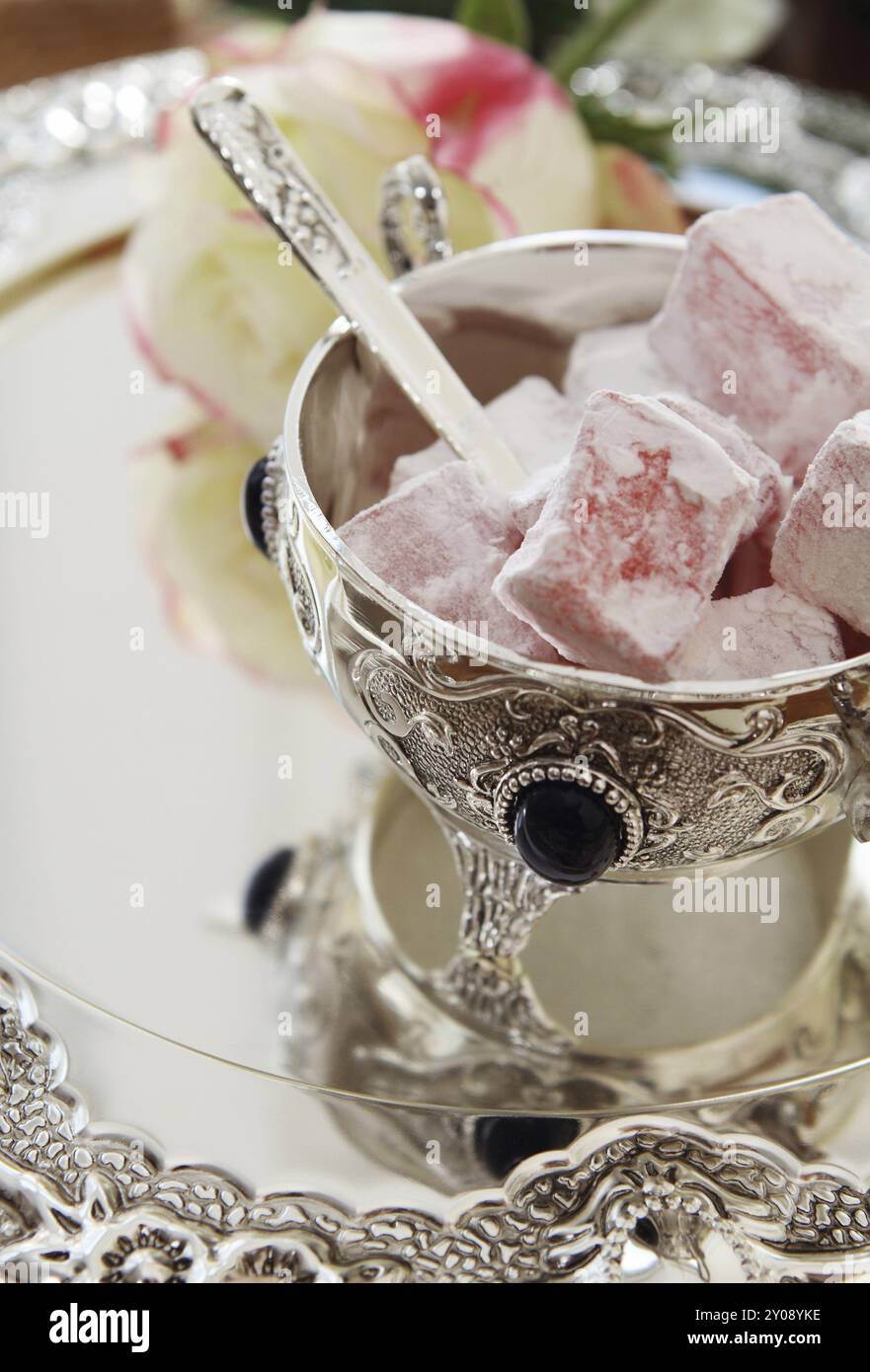 Silver bonbon hi-res stock photography and images - Alamy