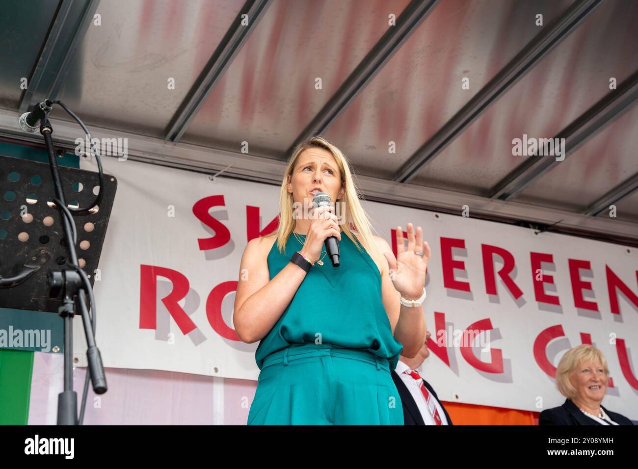 Skibbereen town welcomed home its Olympic rowing heroes. There were ...