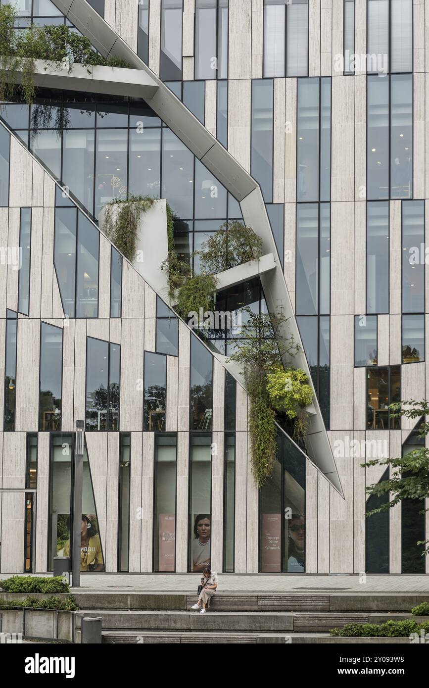 Centre commercial daniel libeskind hi-res stock photography and images ...