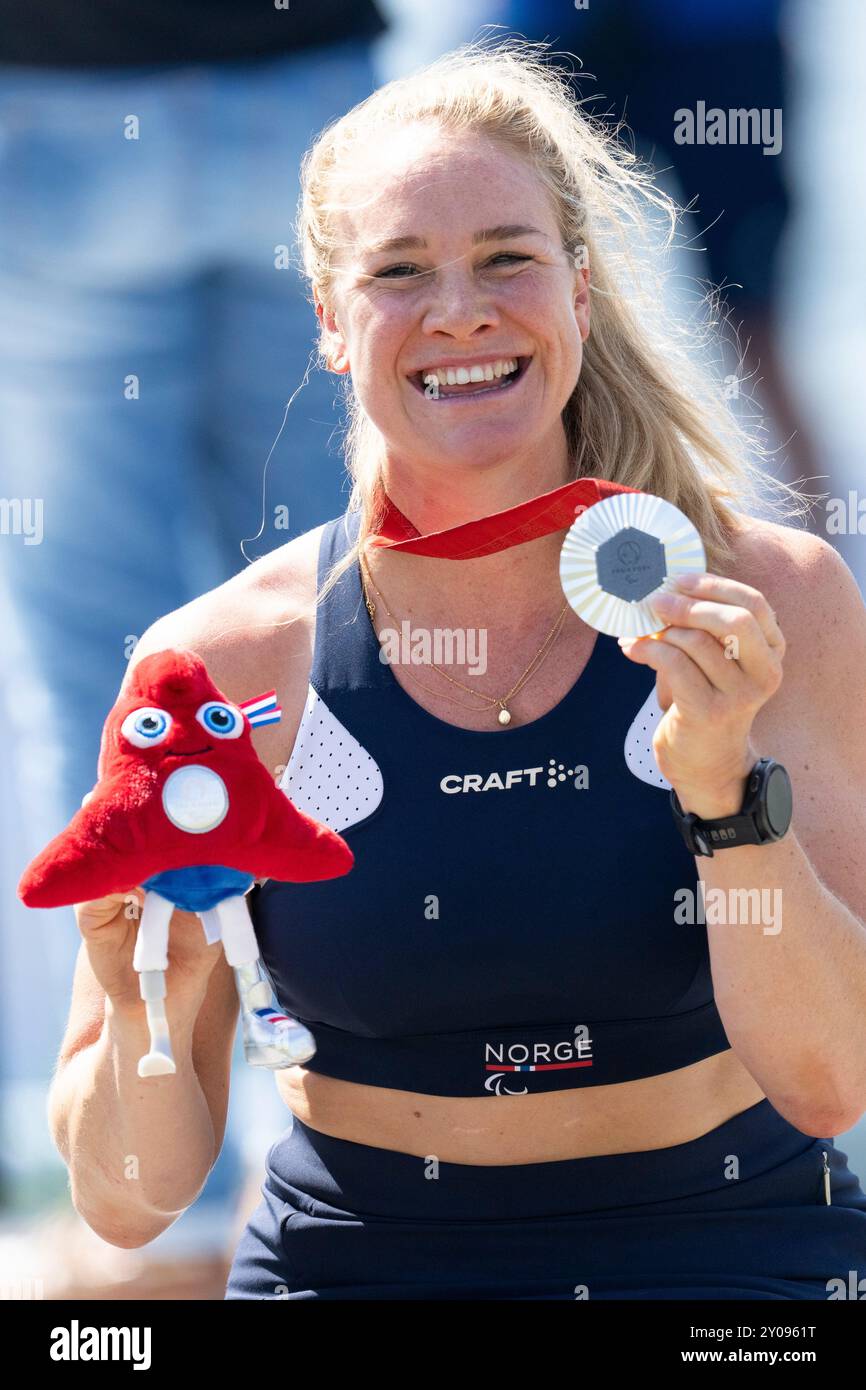 Paris, France 20240901. Birgit Skarstein with the silver medal she won ...