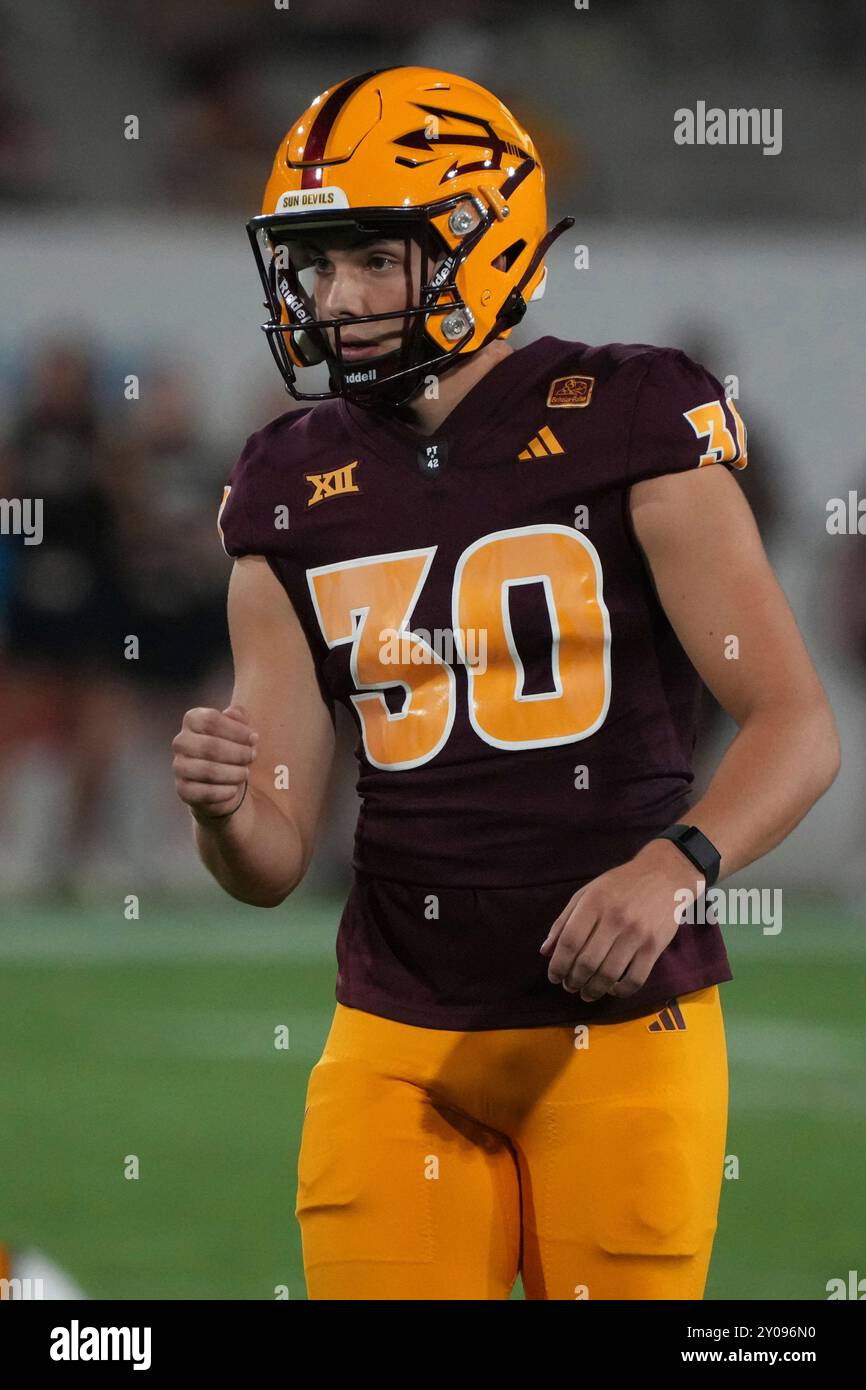 Arizona State place kicker Ian Hershey (30) in the first half during an ...