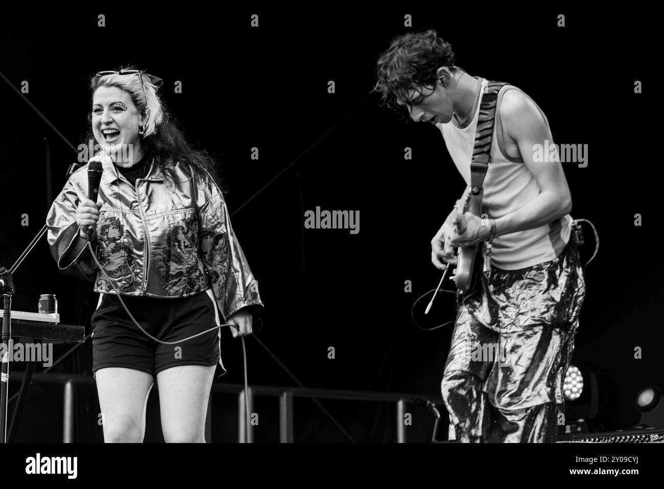 HMS MORRIS, CONCERT 2024: Heledd Watkins singer of Welsh language band ...