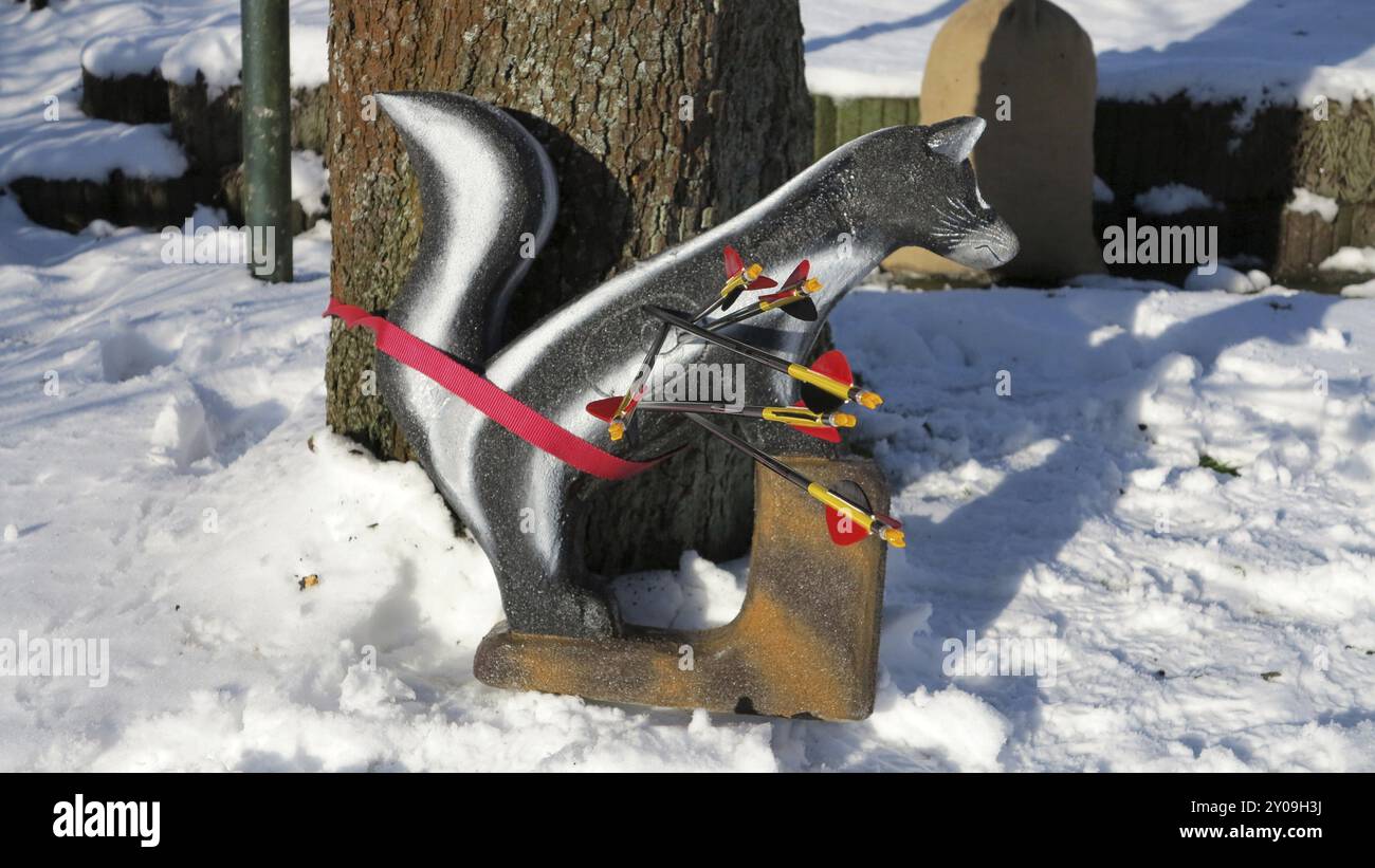 Three archery targets hi-res stock photography and images - Alamy