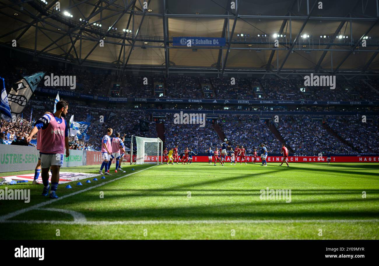Feature, game scene in the Veltins Arena, in front of the fans from GE, action, football 2 ...